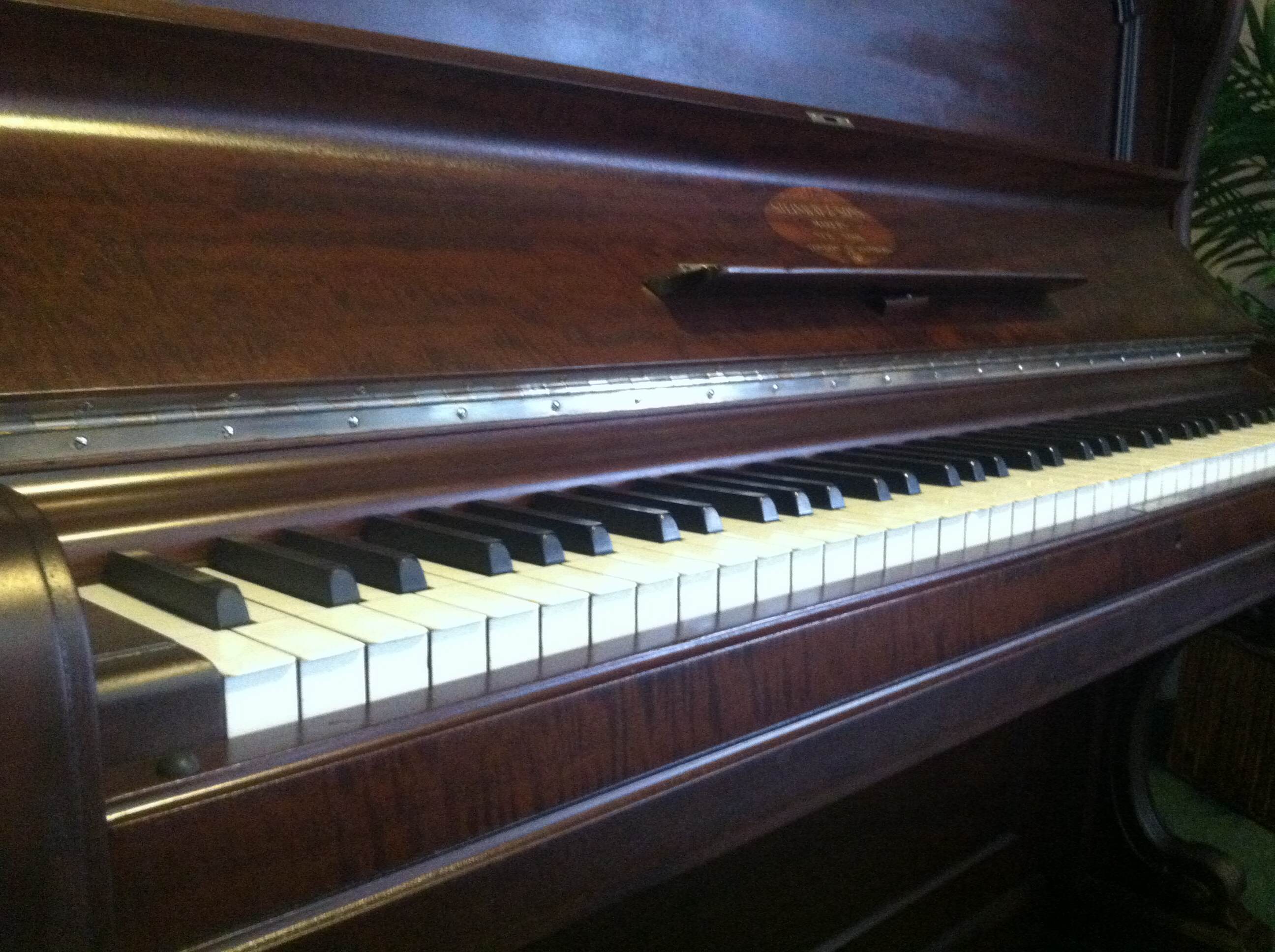 Steinway Full Upright » Vienna Piano